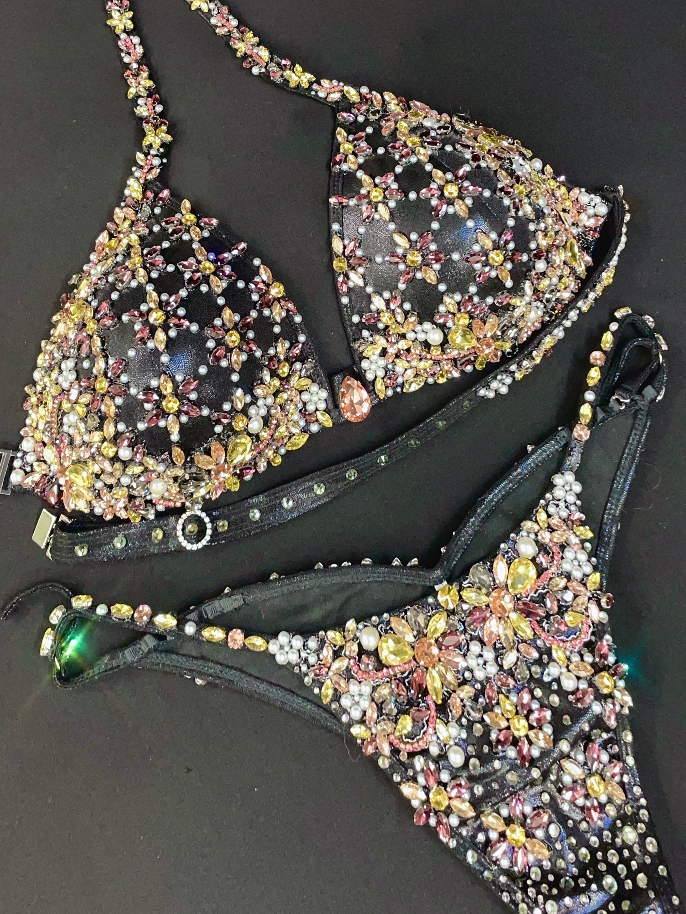 DIVA/WBFF Black Suit (TN444) – tantra444